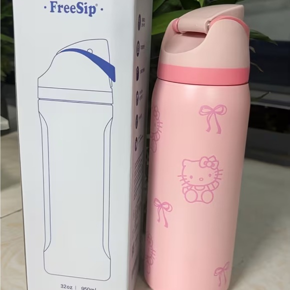 owala | Other | Nwt And Box Freesip Owala Pink Bow Water Bottle With ...
